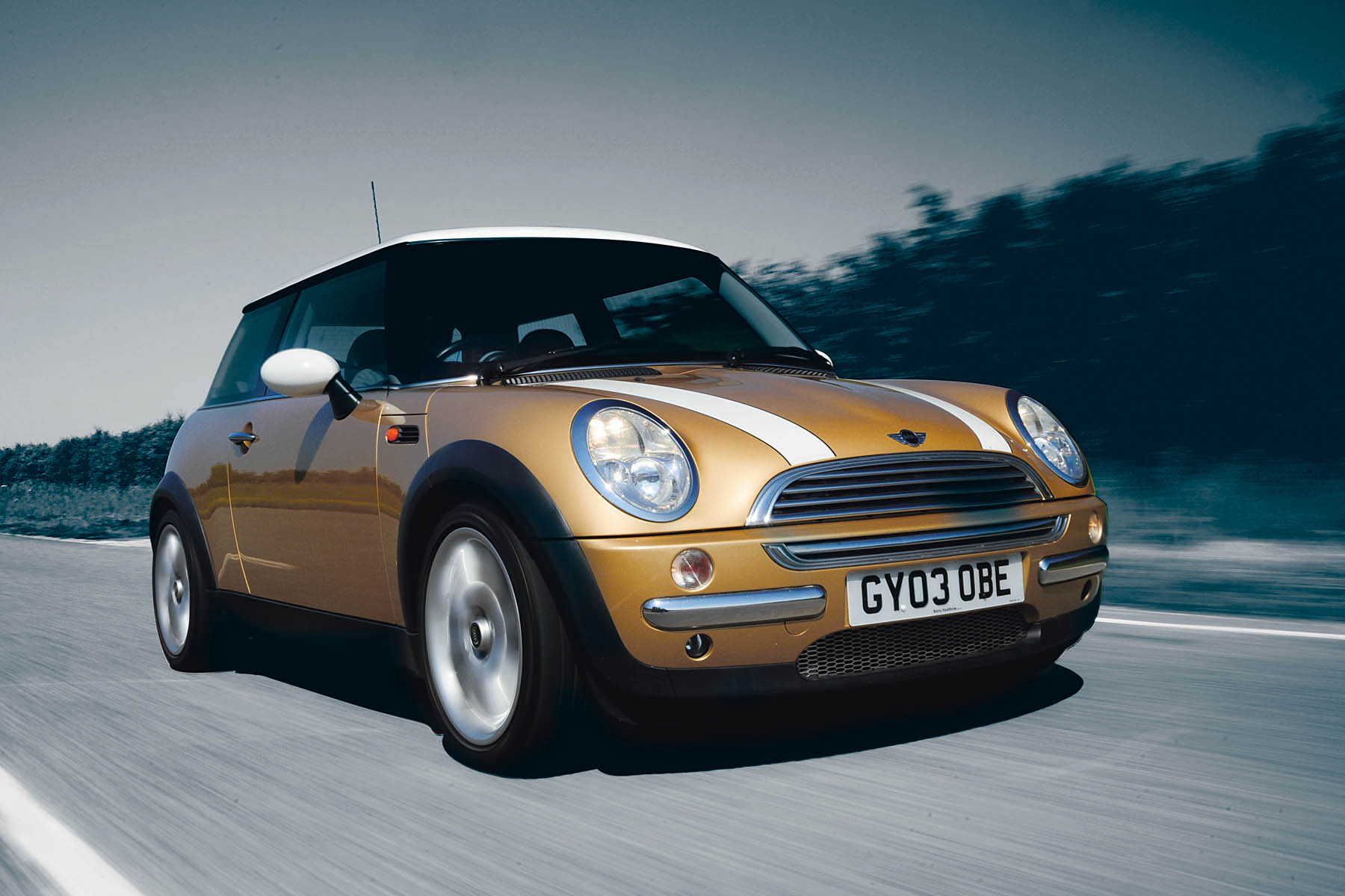 MINI Cooper MkI (2001) | Auto Express