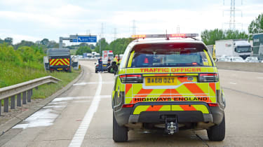 What do Highways England Traffic Officers do all day? | Auto Express