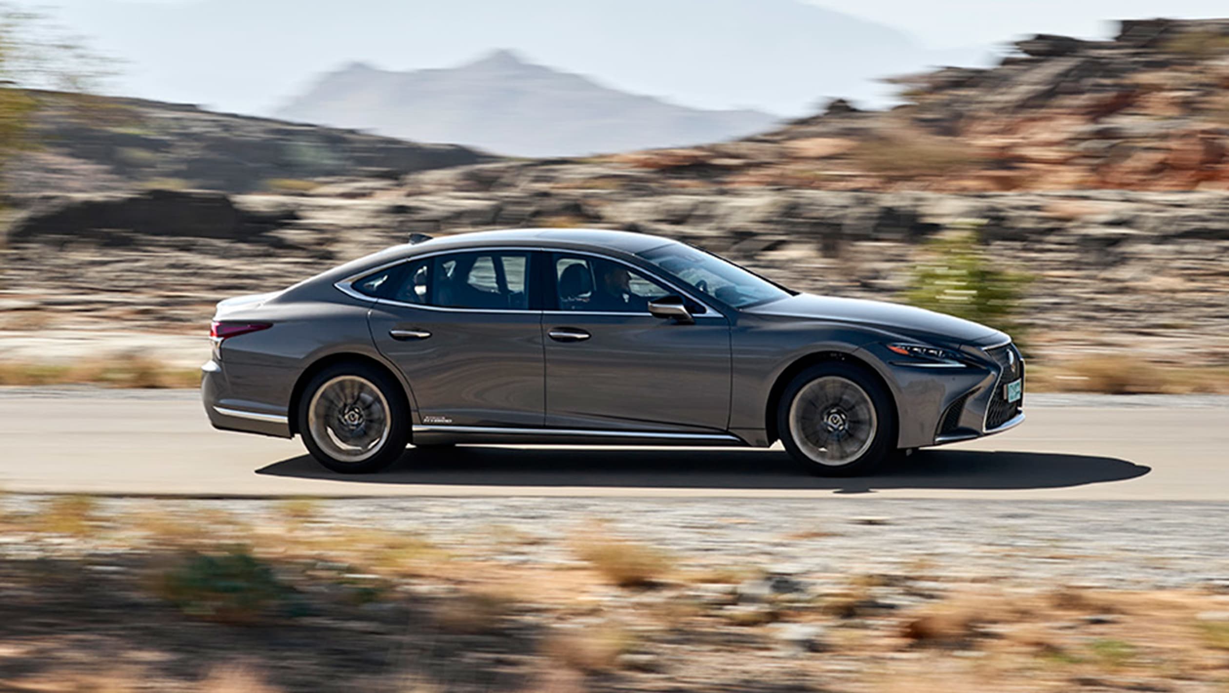 New Lexus LS 500h 2018 review - pictures | Auto Express