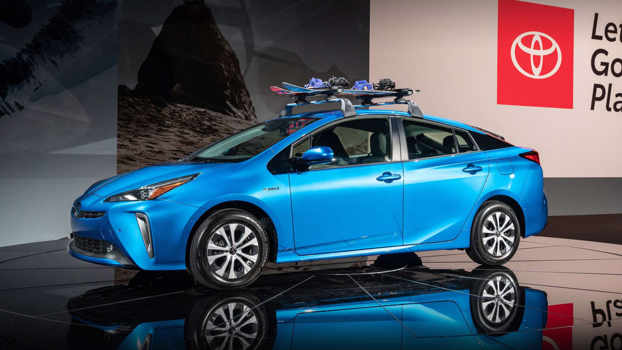New 2019 Toyota Prius facelift arrives - pictures | Auto Express