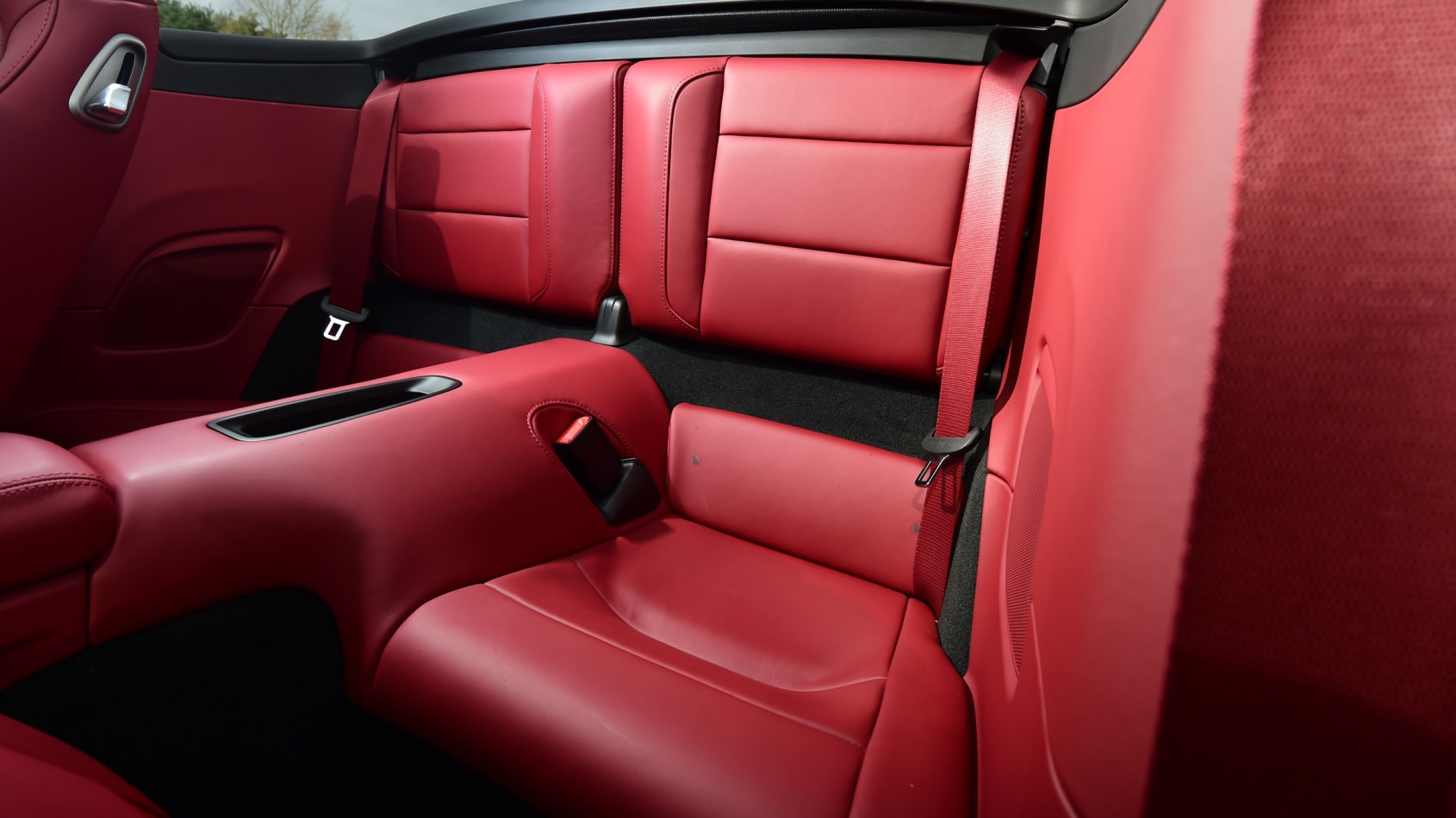 Porsche 911 Cabriolet review | Auto Express