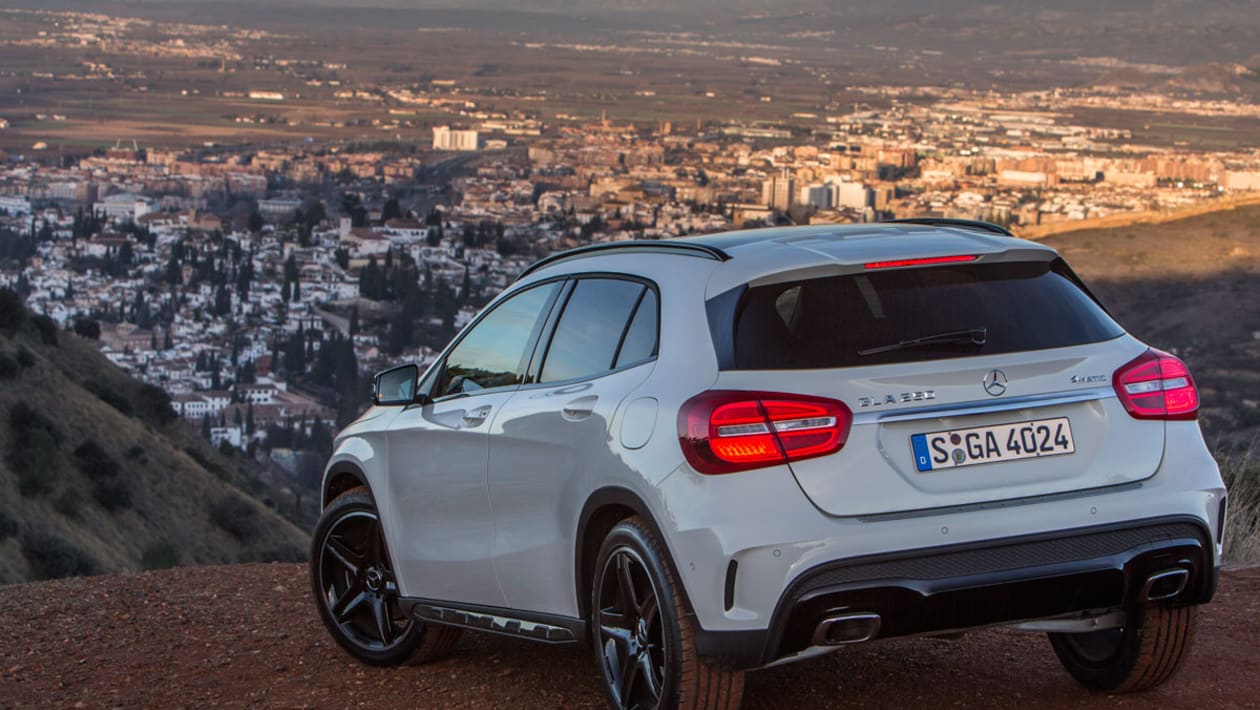 Mercedes GLA 250 SE review - pictures | Auto Express