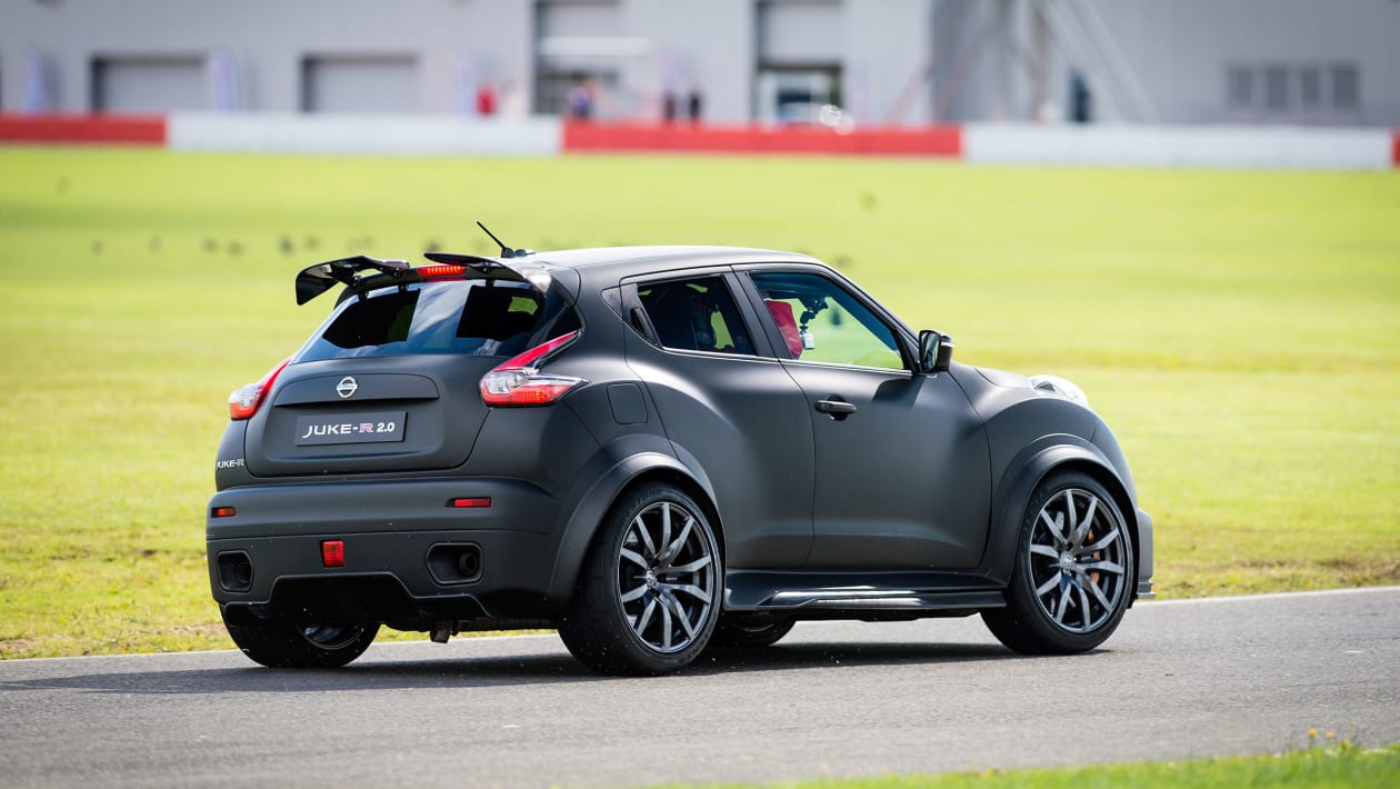 Nissan Juke R 2.0 review - pictures | Auto Express