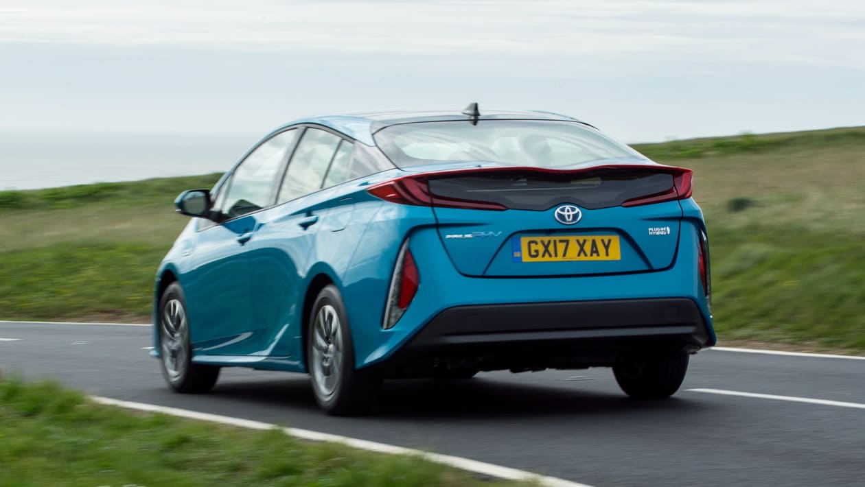 New Toyota Prius Plug-in 2017 review - pictures | Auto Express