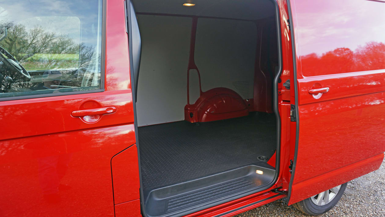 New Volkswagen Transporter TSI petrol review - pictures | Auto Express