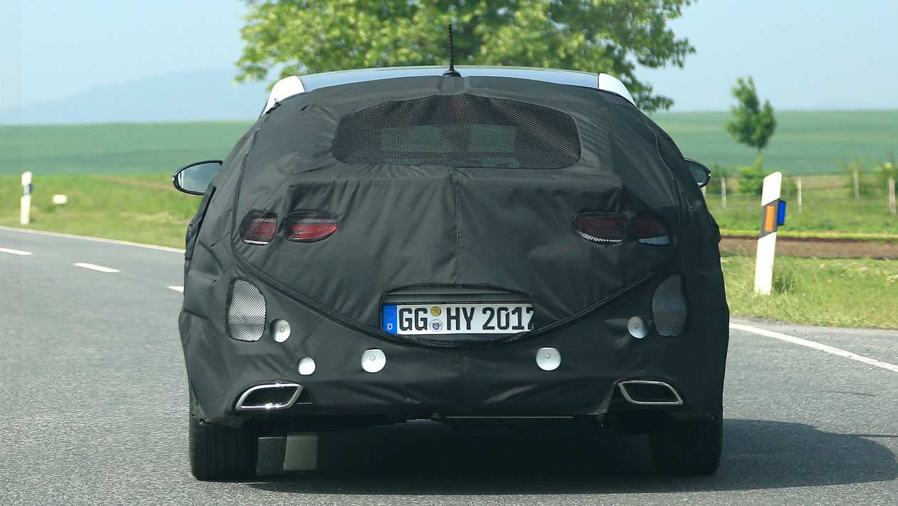 New Kia Proceed spied testing - pictures | Auto Express