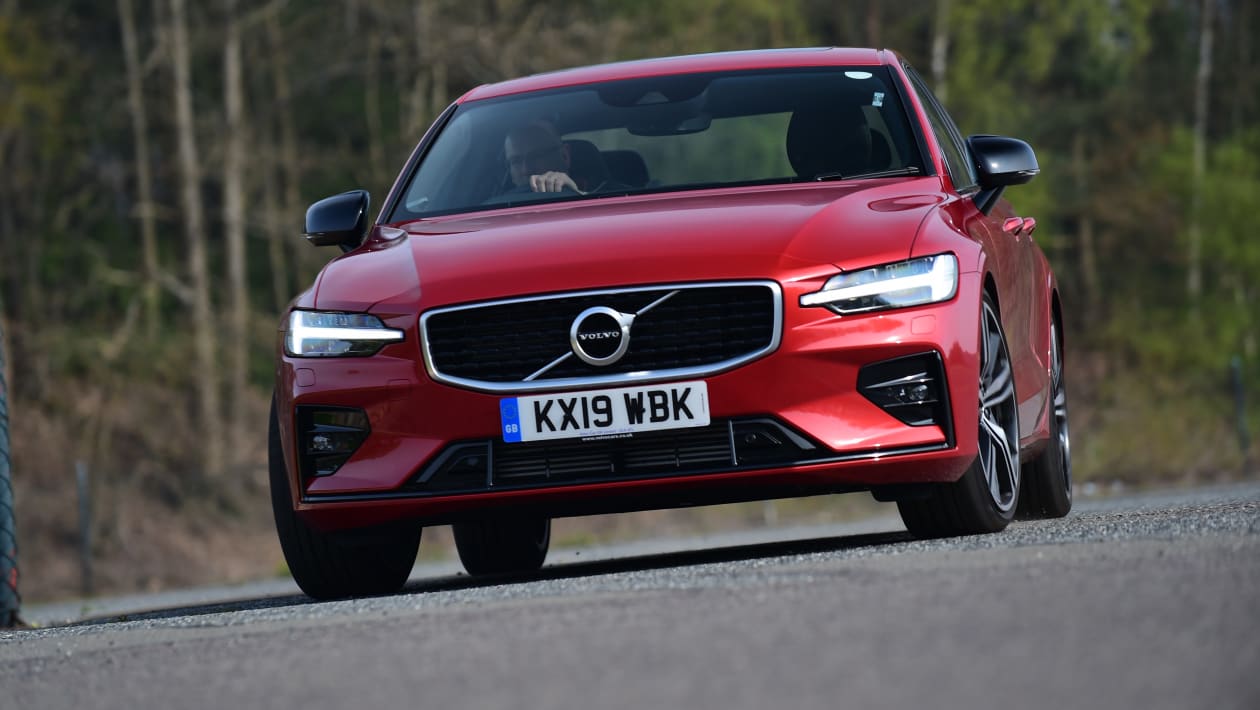 Volvo S60 Saloon 2.0 B5P Ultimate Dark 4dr Auto | Auto Express