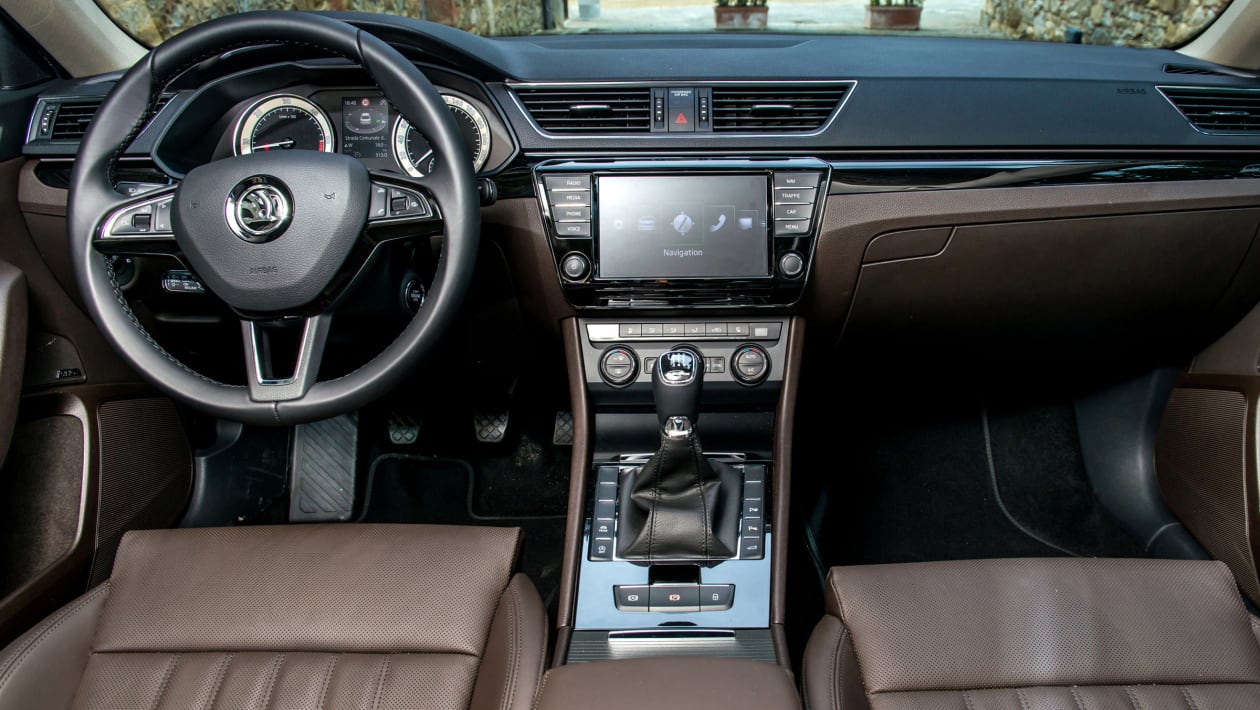 Skoda Superb 1.4 TSI 2015 - pictures | Auto Express
