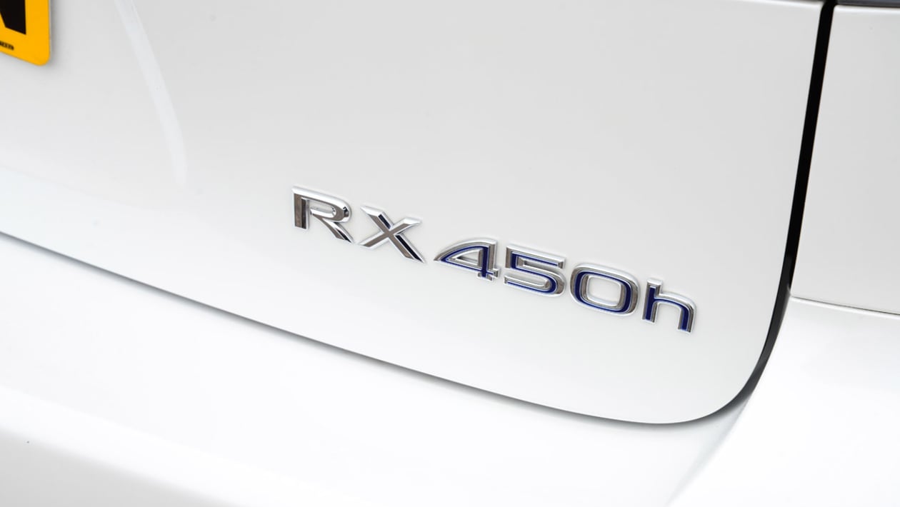 Lexus RX 450h 2014 pictures | Auto Express