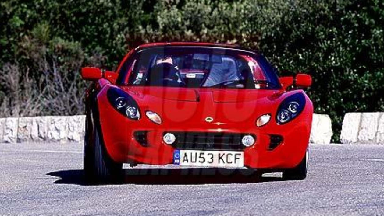 Lotus 111R | Auto Express