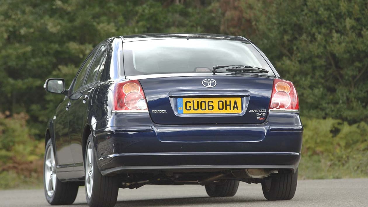 Toyota Avensis D-4D T180 | Auto Express