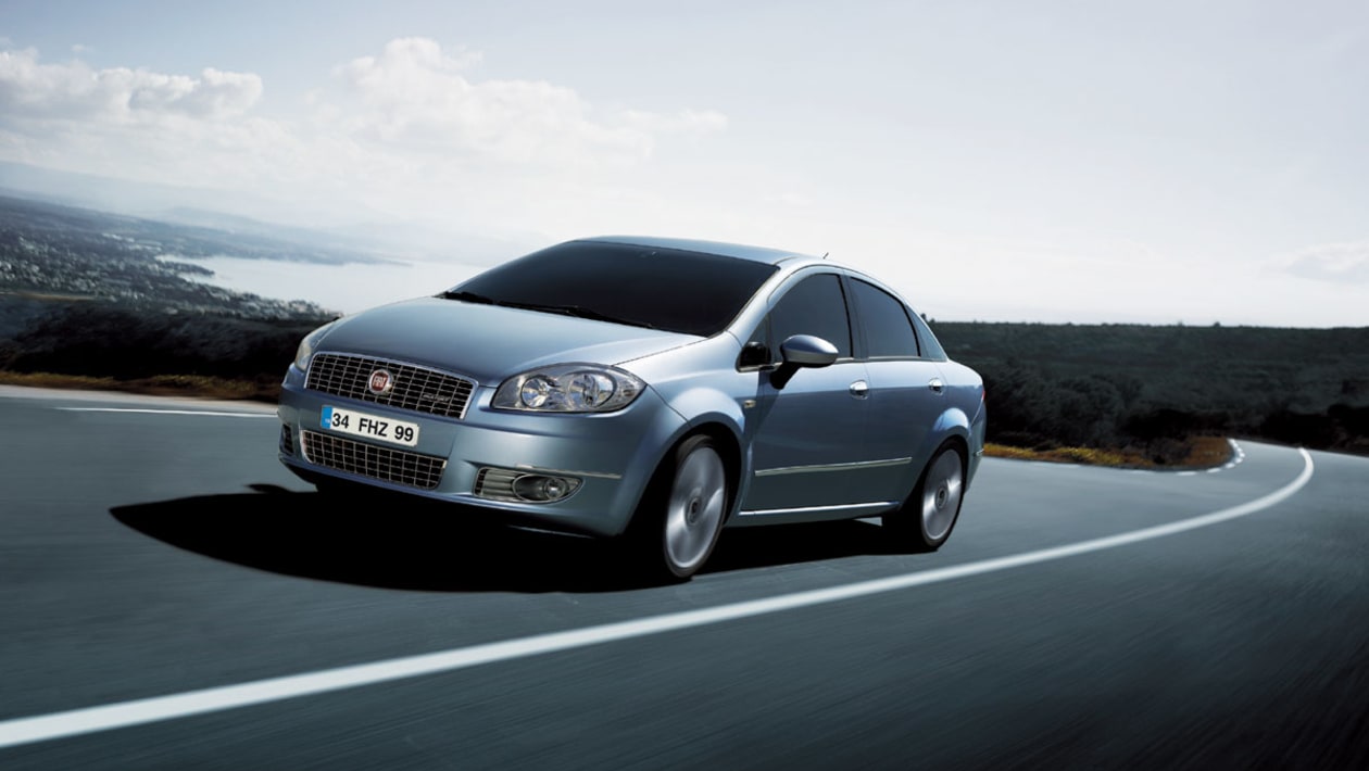 Fiat Linea Emotion | Auto Express
