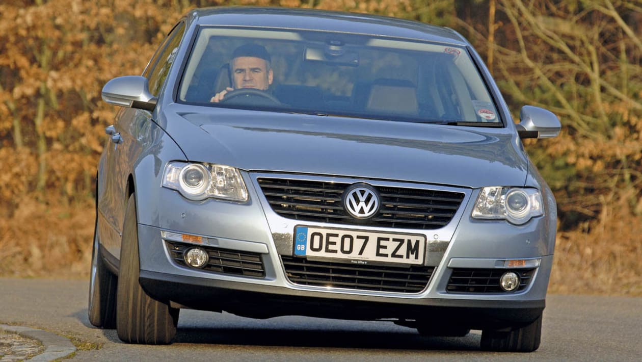 Volkswagen Passat 2.0 TFSI Sport | Auto Express