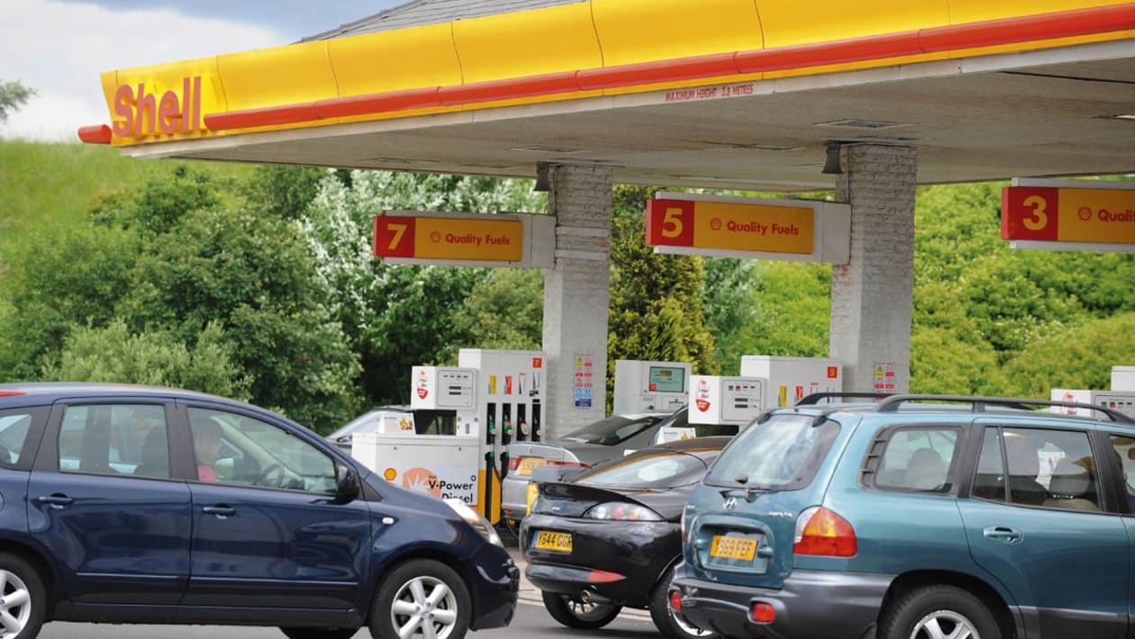 Shell boosts EV charging capabilities by acquiring NewMotion | Auto Express