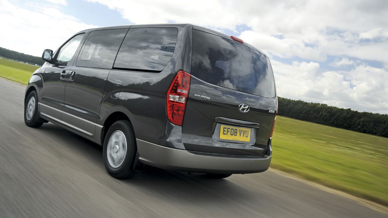 Hyundai i800 Style | Auto Express