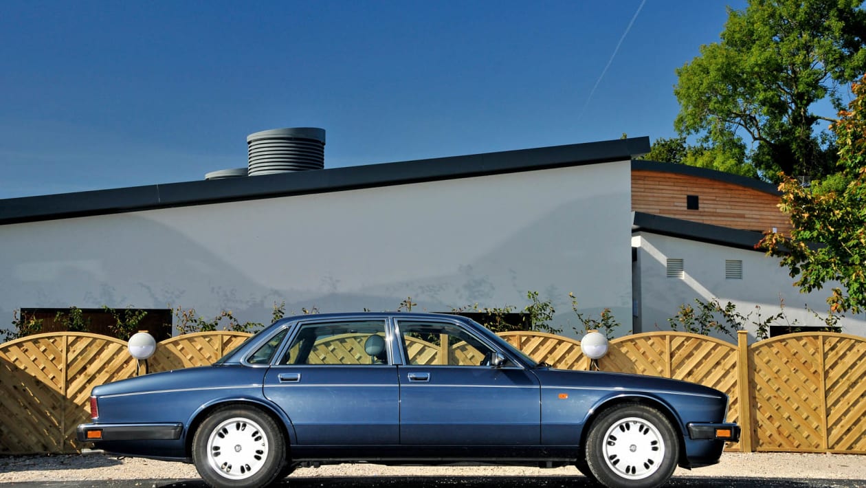 Jaguar XJ (XJ40) | Auto Express