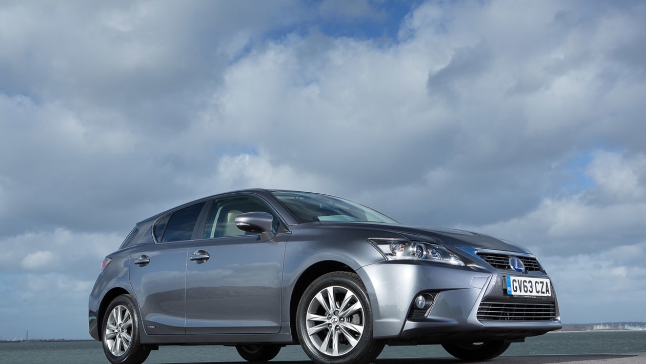 Lexus CT200h 2014 Facelift Review | | Auto Express