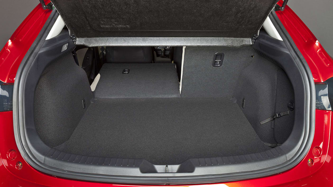 Mazda 3 1.5 SKYACTIV review pictures | Auto Express