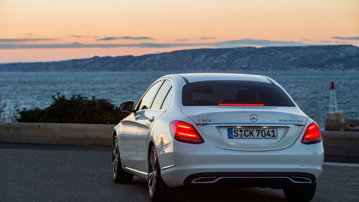 Mercedes C300 BlueTEC Hybrid pictures | Auto Express