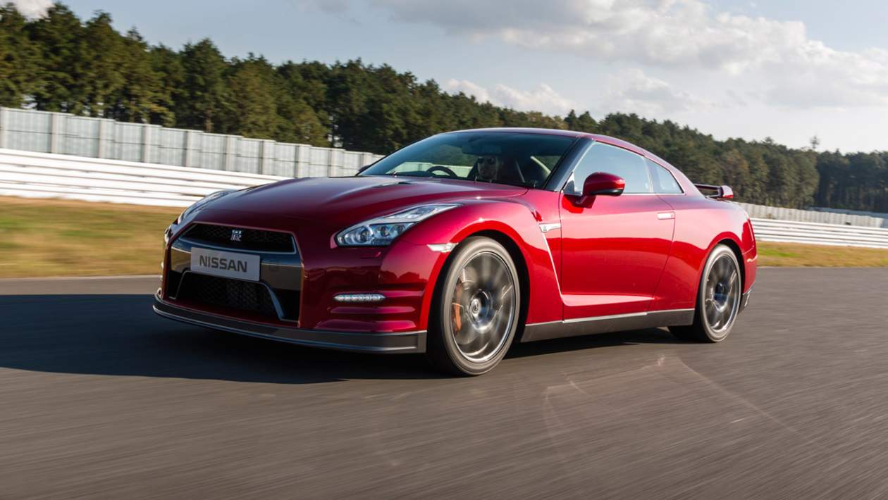 Nissan GT-R 2014 driven - pictures | Auto Express