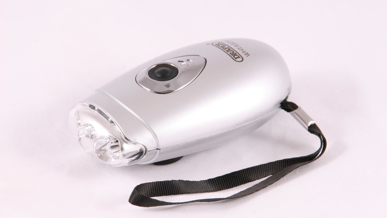 Draper LED Wind Up Torch | Auto Express