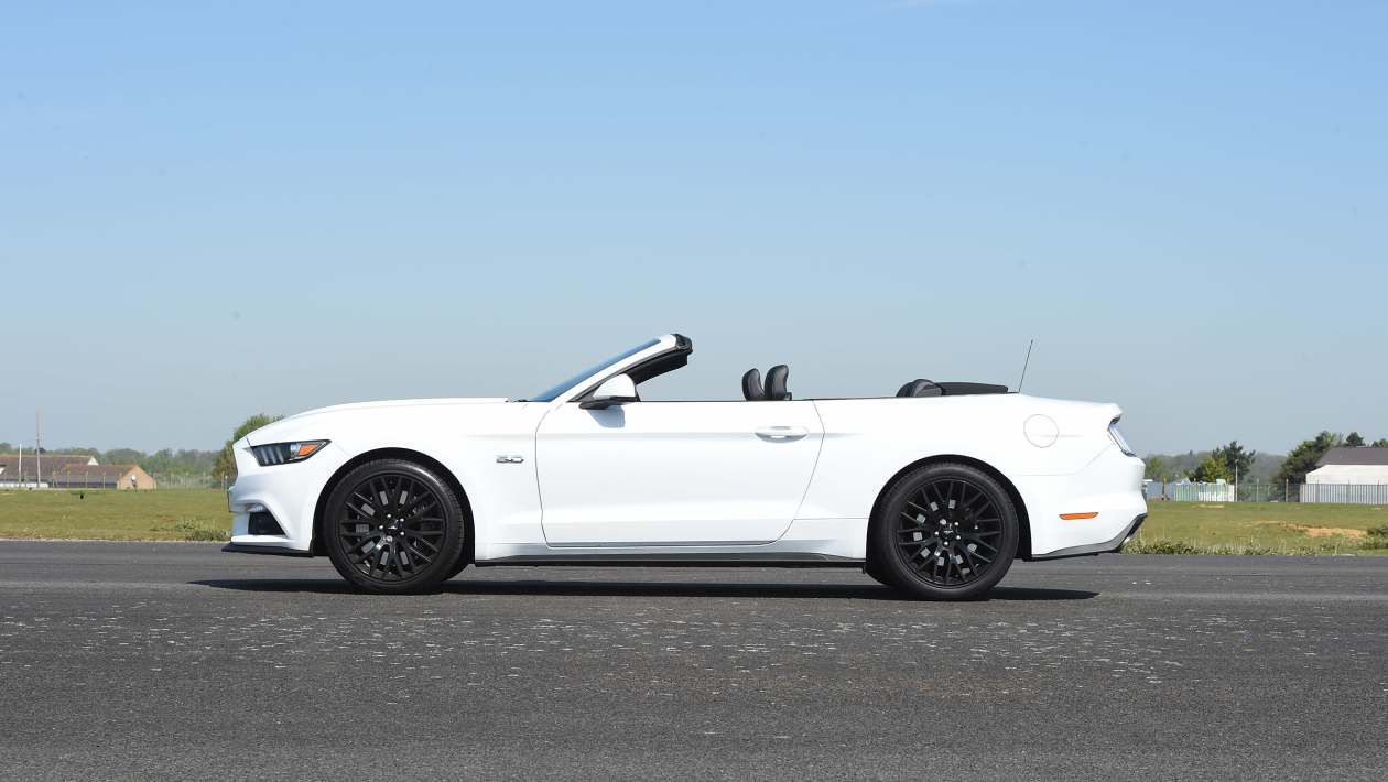 Best convertibles for 2016 - Ford Mustang - pictures | Auto Express