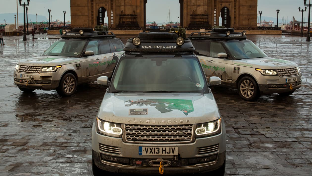 Land Rover completes world's first hybrid expedition | Auto Express