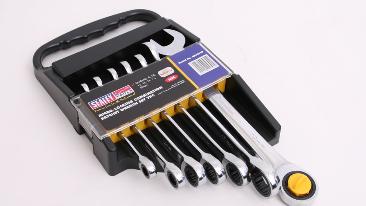 Sealey Micro-Locking Combination Ratchet Wrench Set | Auto Express