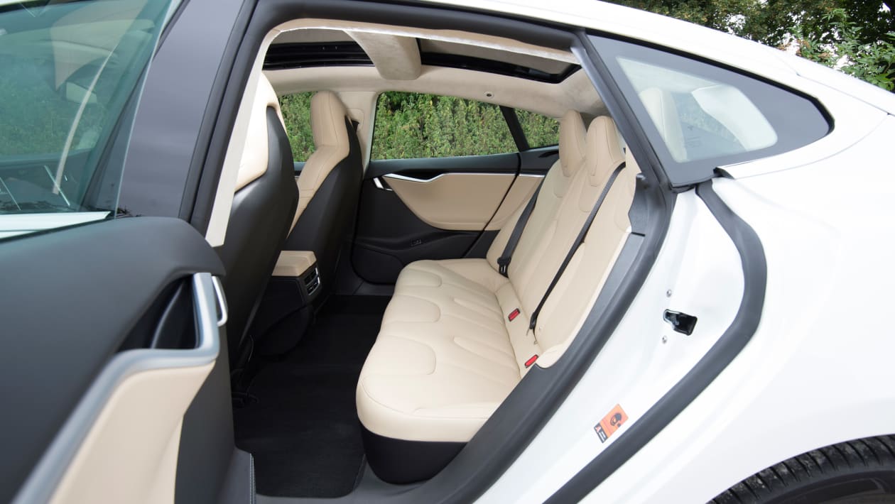 Tesla Model S 60D 2016 review - pictures | Auto Express