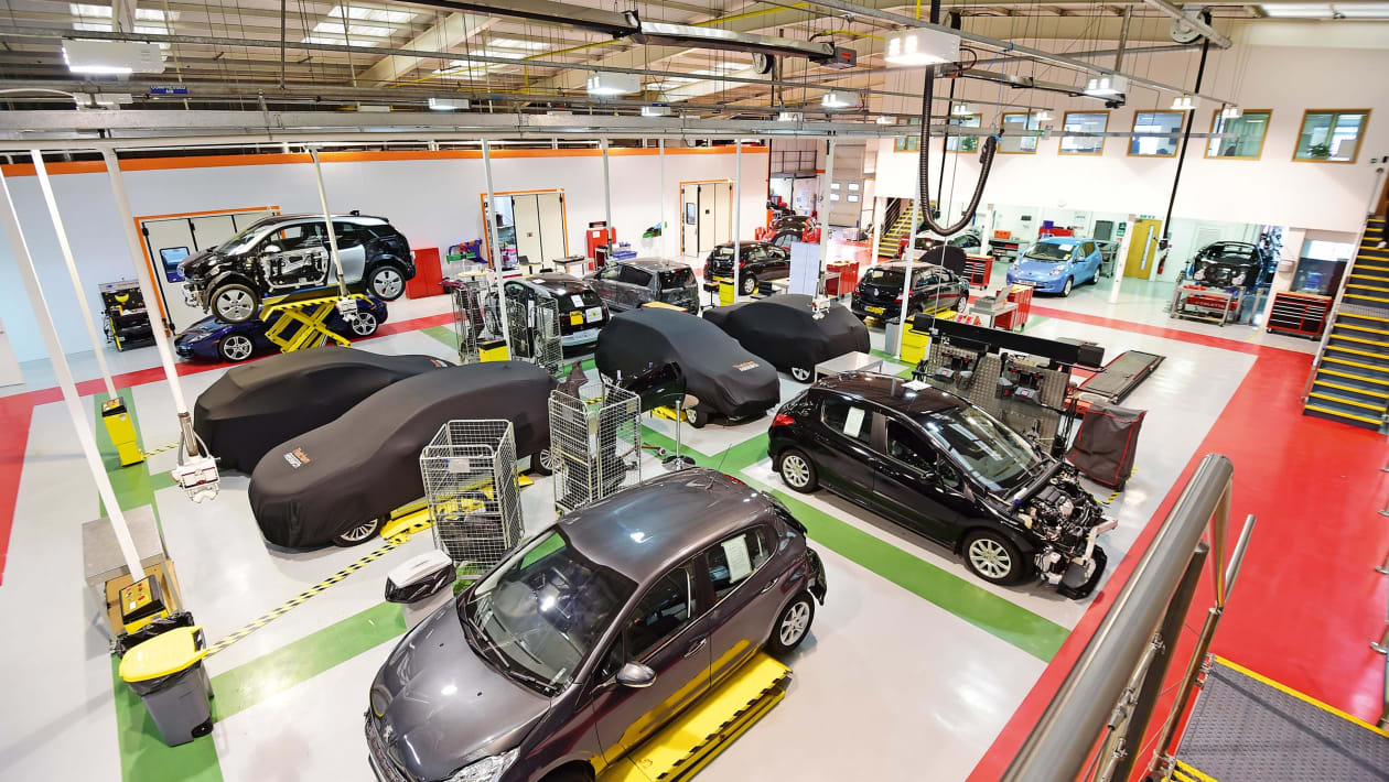 Automotive apprentices receive £100,000 support | Auto Express