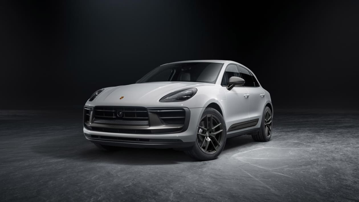 First Porsche Macan T debuts – more dynamically-focused four-cylinder ...