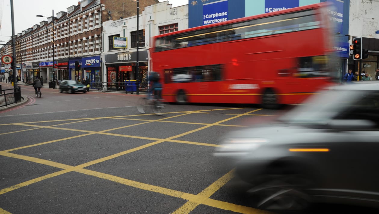Box junctions: what are the rules and the penalties for breaking them ...