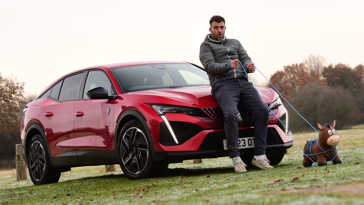 Peugeot 408 GT in Elixir Red - pictures | Auto Express