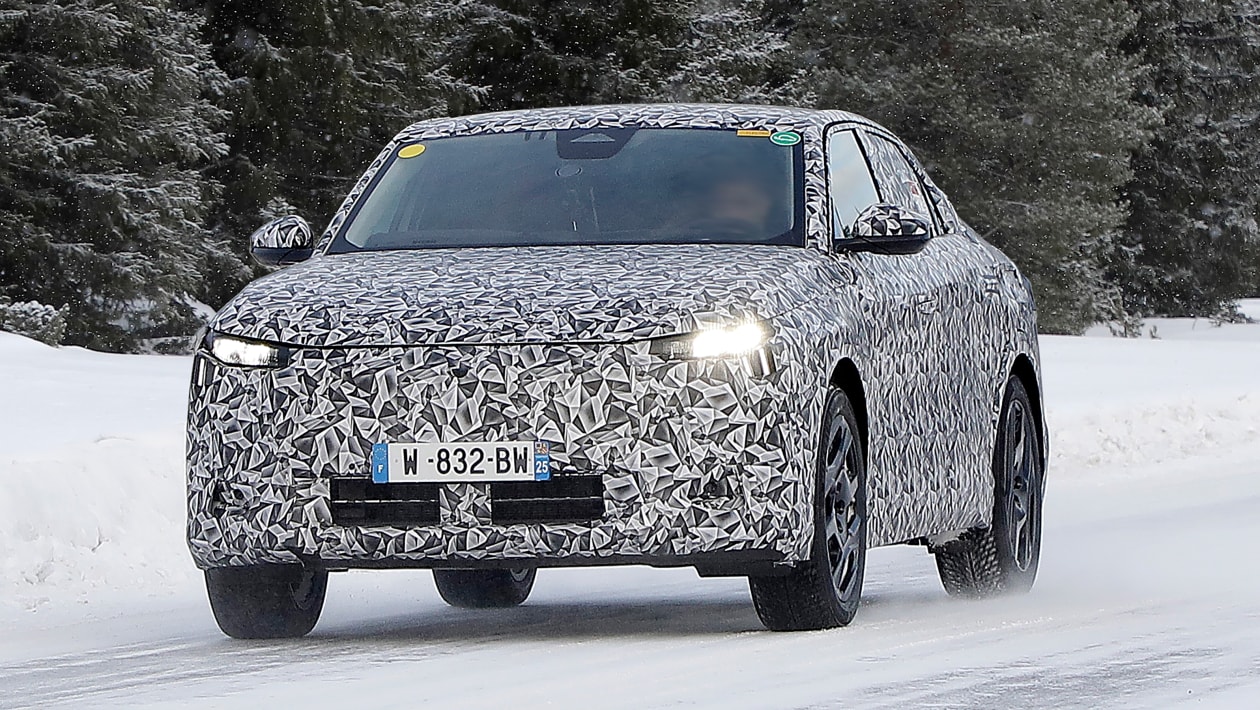 New DS flagship SUV seen strutting its stuff for the first time ...