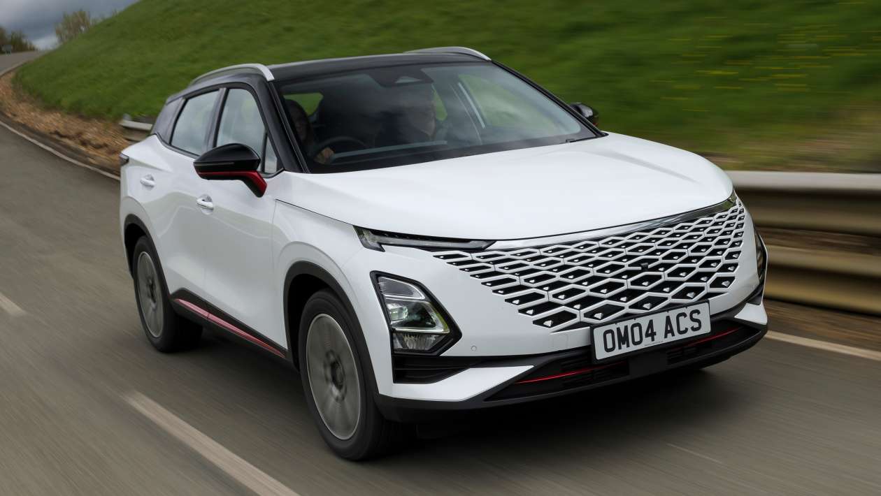 Car Deal of the Day: new Omoda 5, with all the kit you might need, for ...