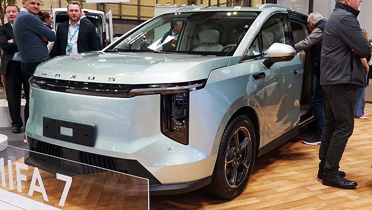 New Maxus Mifa 7 EV revealed at 2024 CV Show | Auto Express