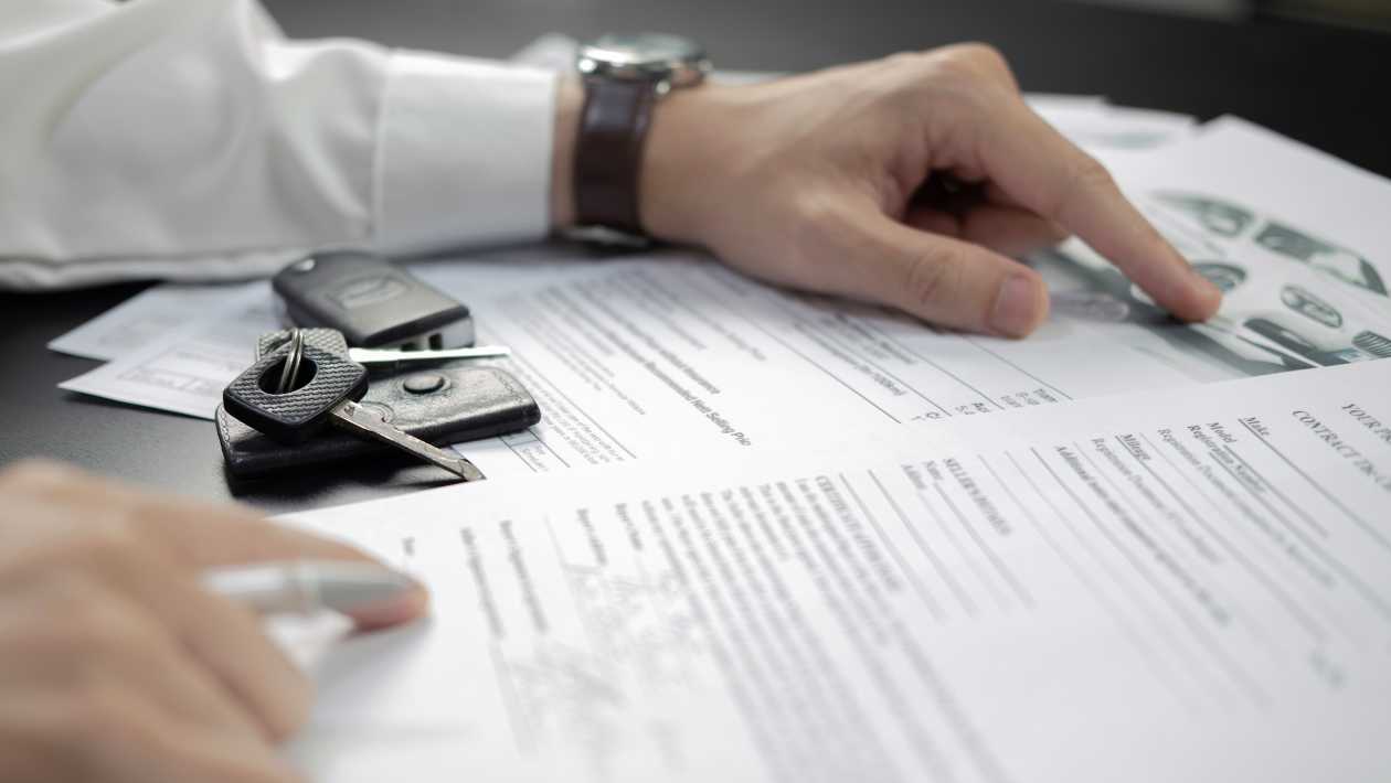 What paperwork do I need to sell my car in the UK? | Auto Express