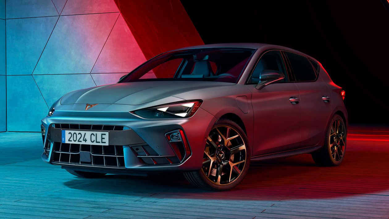 New Cupra Leon hatchback and Estate arrives with 328bhp and Drift mode ...