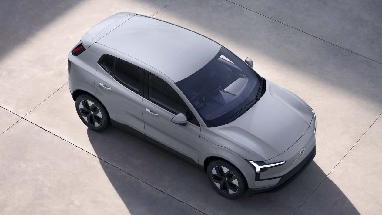 New Volvo EX30 Core hits back at Kia EV3 with low £32,850 price tag ...