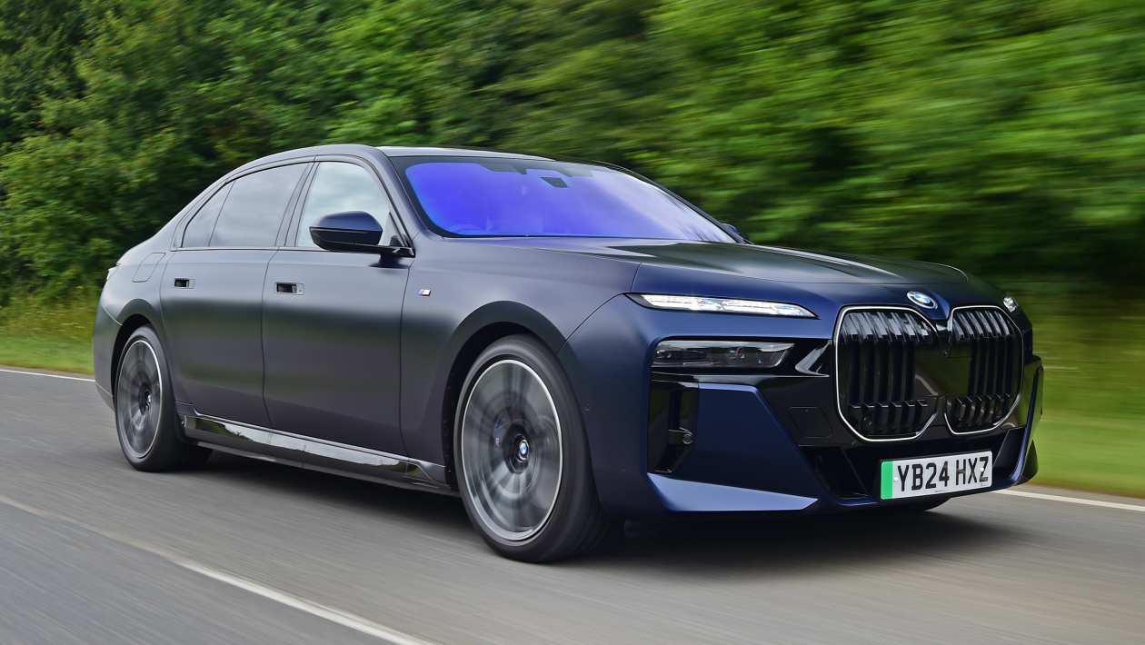 New BMW i7 eDrive50 M Sport review: RWD luxury EV with a sporty twist ...