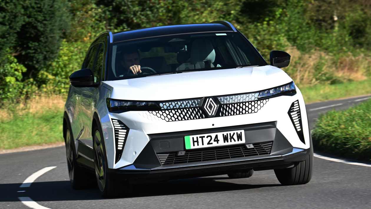 Renault Scenic Iconic Long Range - pictures | Auto Express