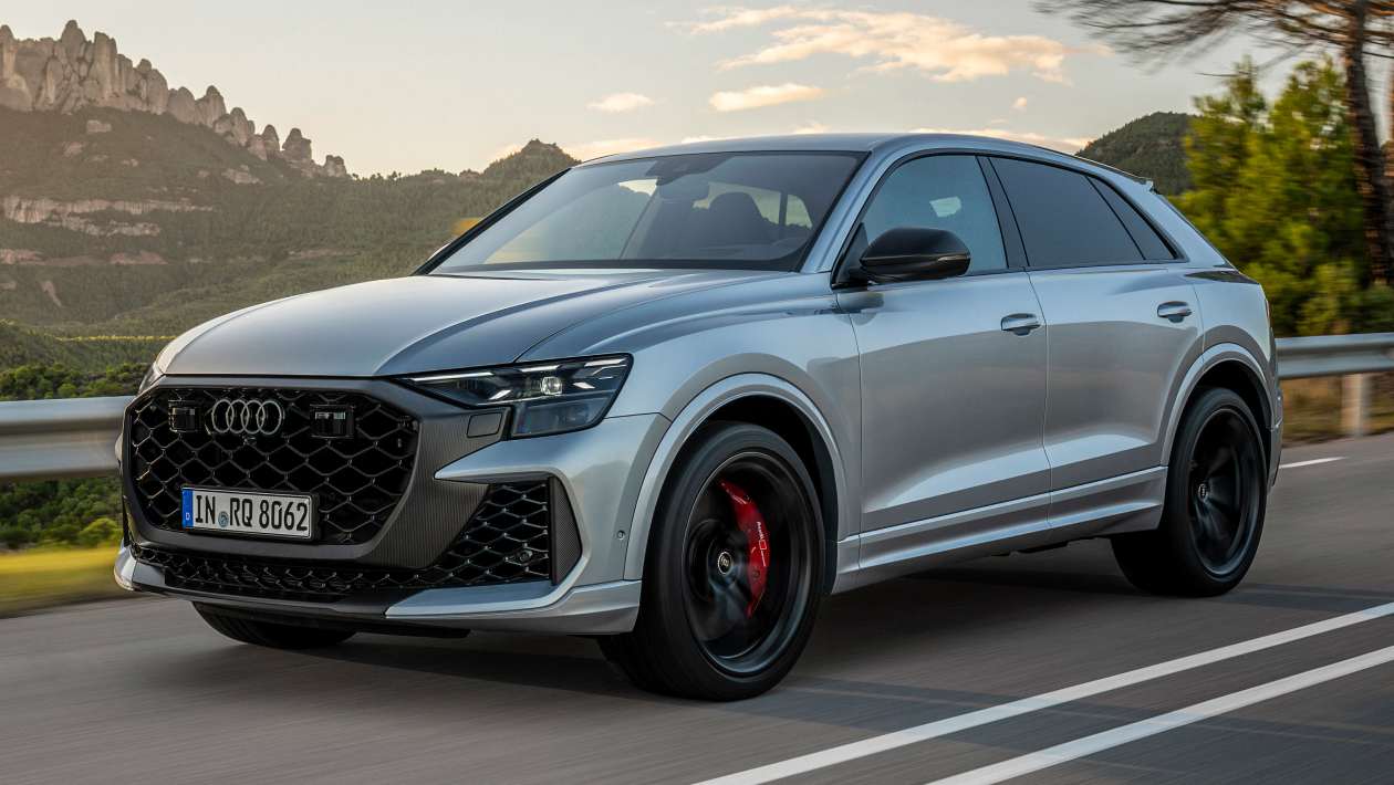 New Audi RS Q8 2024 review: a 2.5-tonne rocket ship | Auto Express