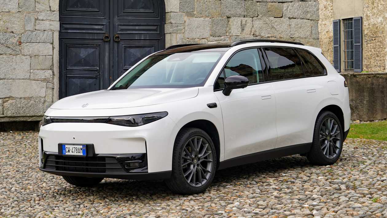 New Leapmotor C10 SUV gains 590-mile range-extender to leave rivals ...