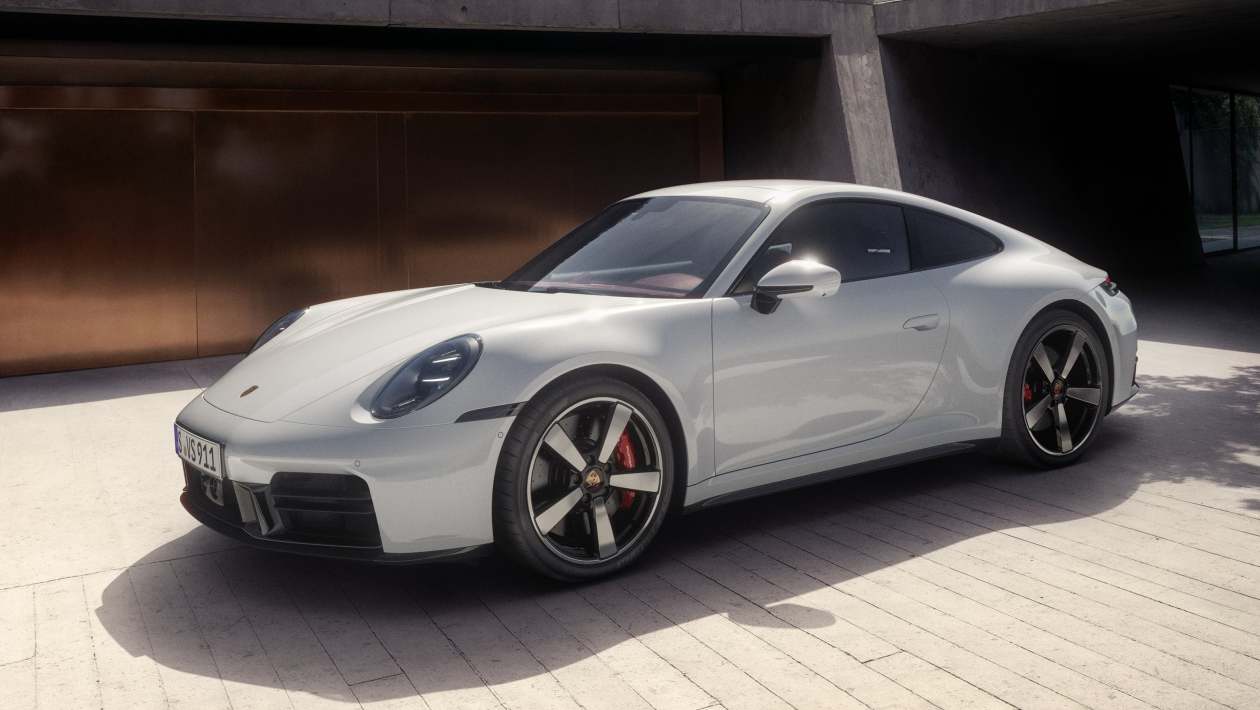 Porsche 911 Carrera S (992.2) – pictures | evo