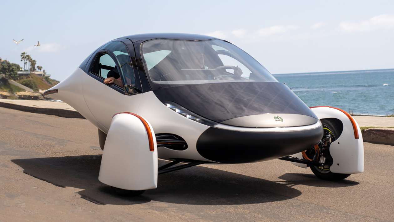 Aptera solar car does 300 miles – powered only by the sun! | Auto Express