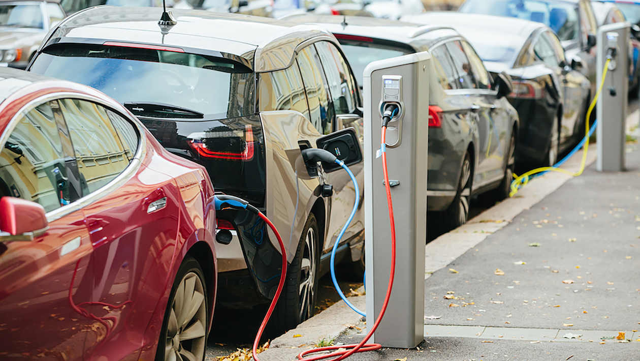 On-street electric car charging gets £55million Govt. funding boost ...