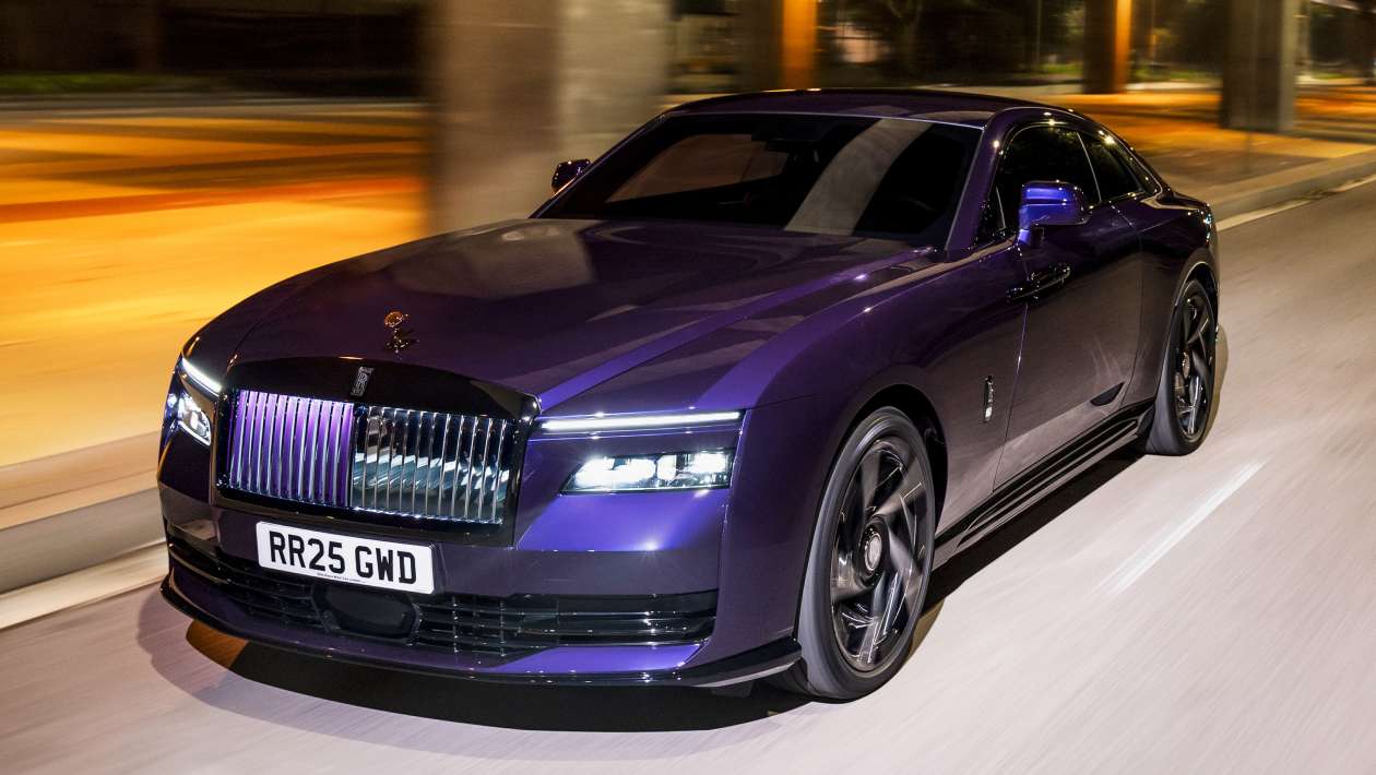 New Rolls-Royce Spectre Black Badge is the most powerful Roller ever ...