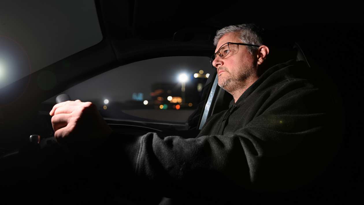 Driver eyesight: is poor vision driving you to distraction at night ...