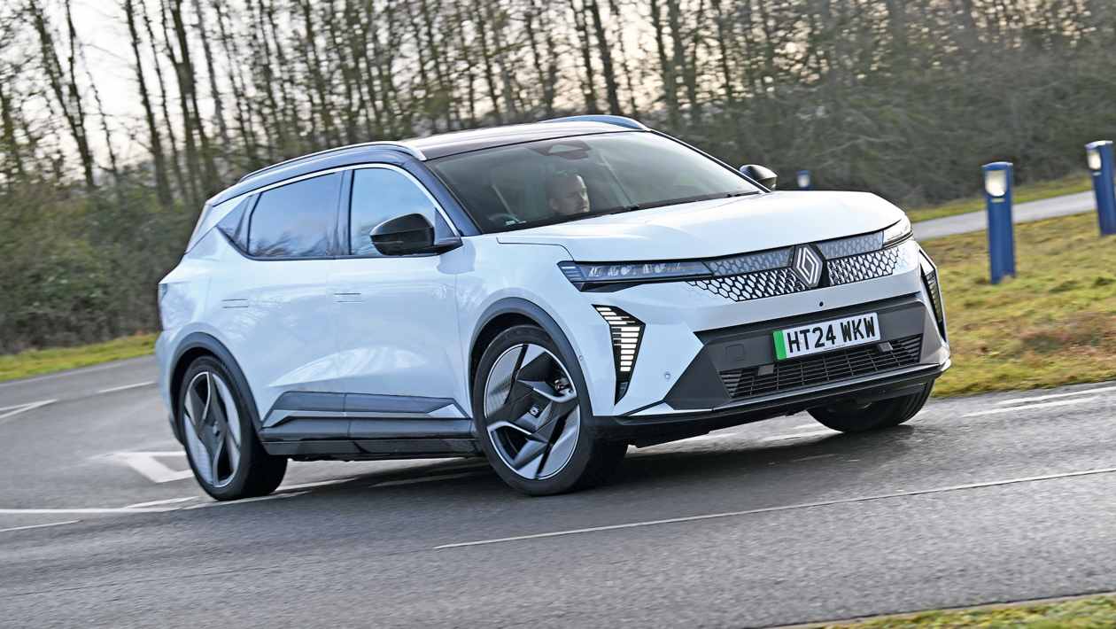 Renault infotainment review: OpenR Link touchscreen tech tested vs ...