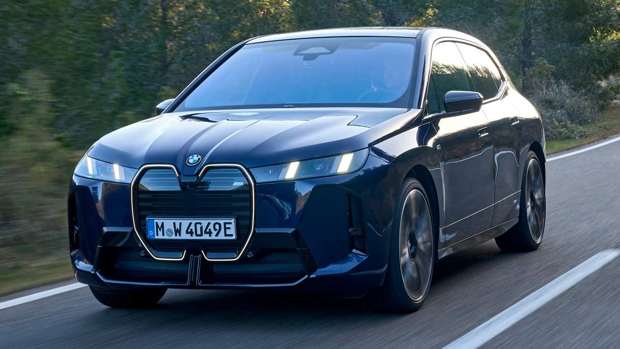 New BMW iX M70 2025 - pictures | Auto Express